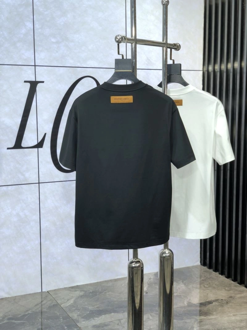 Inexpensive Louis Vuitton T-Shirts