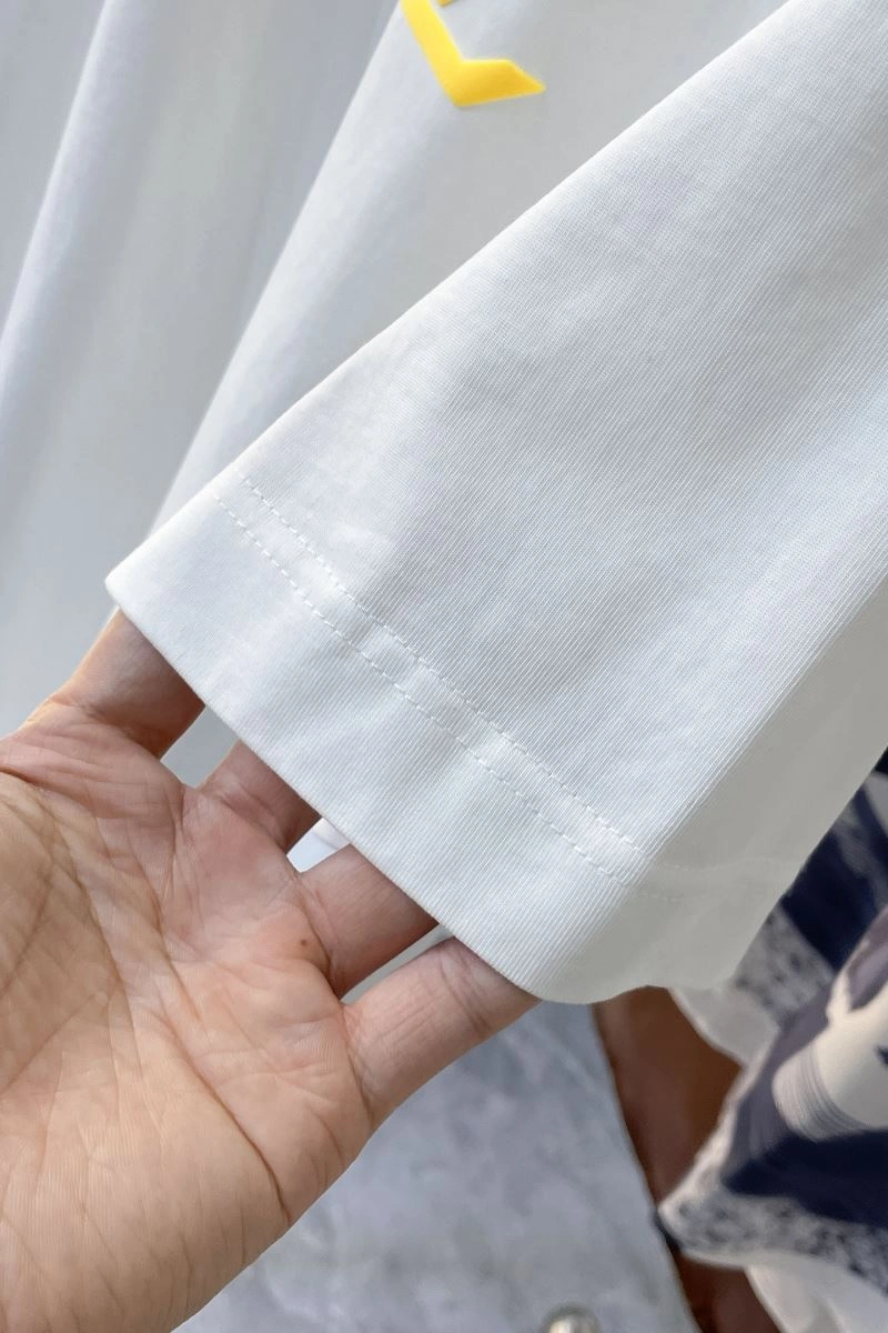 Bargain Louis Vuitton T-Shirts