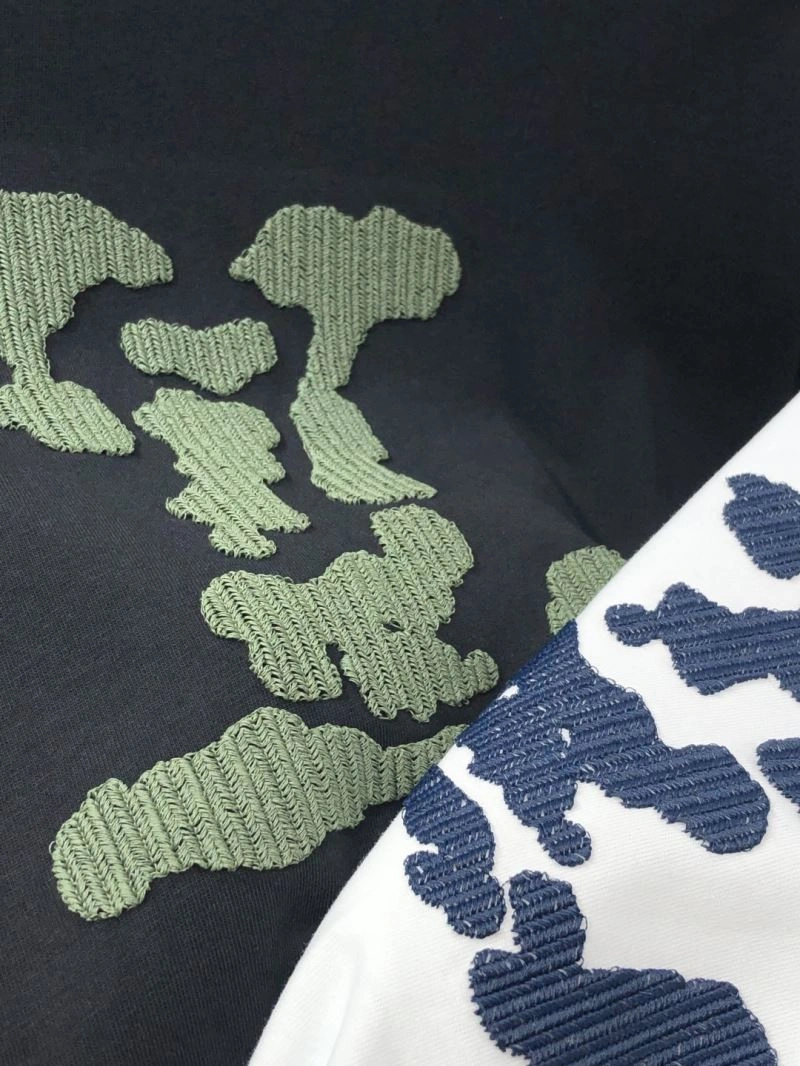 Indistinguishable Louis Vuitton T-Shirts