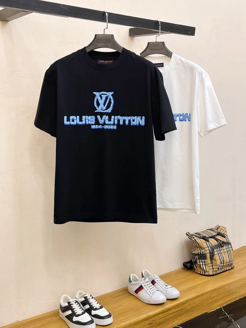Precise copy Louis Vuitton T-Shirts