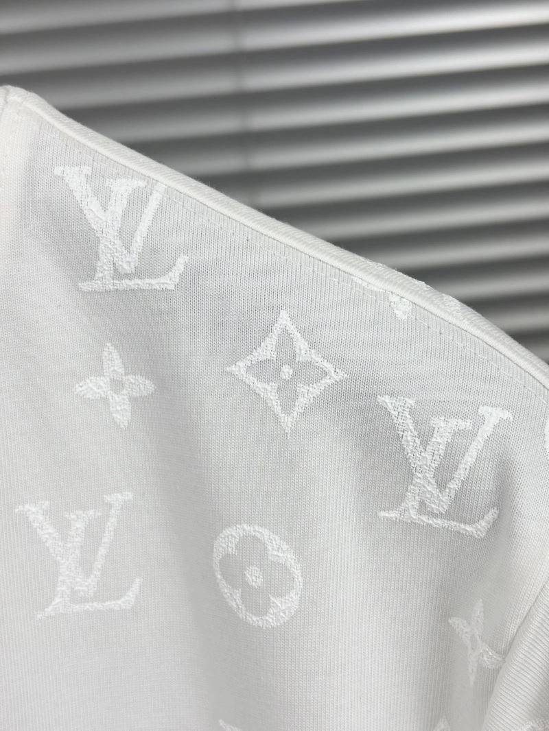 High fidelity Louis Vuitton T-Shirts