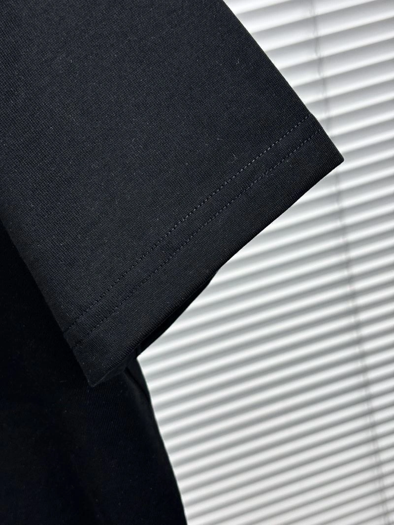 Bargain Louis Vuitton T-Shirts