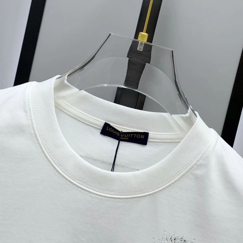 Indistinguishable Louis Vuitton T-Shirts