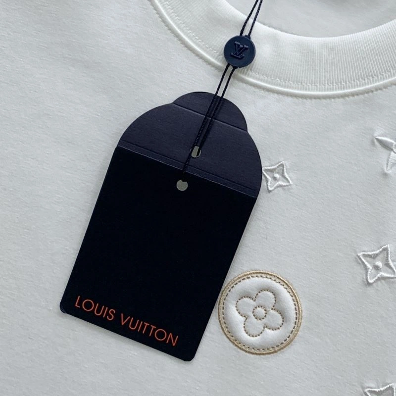 High accuracy Louis Vuitton T-Shirts