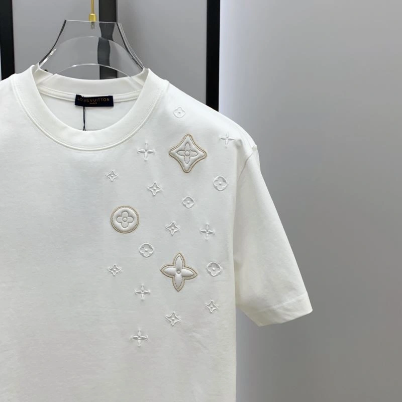 High accuracy Louis Vuitton T-Shirts