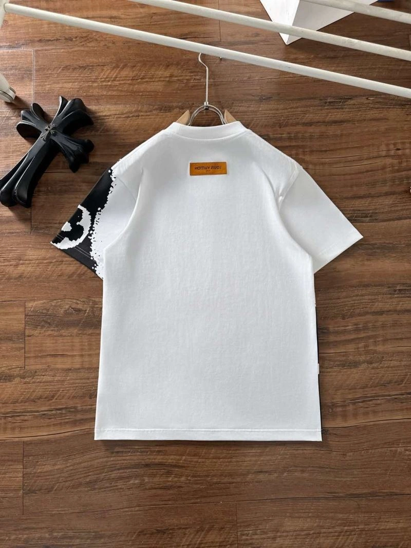 Exact replica Louis Vuitton T-Shirts