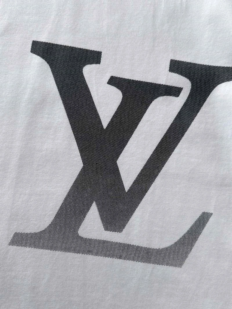 Exact replica Louis Vuitton T-Shirts