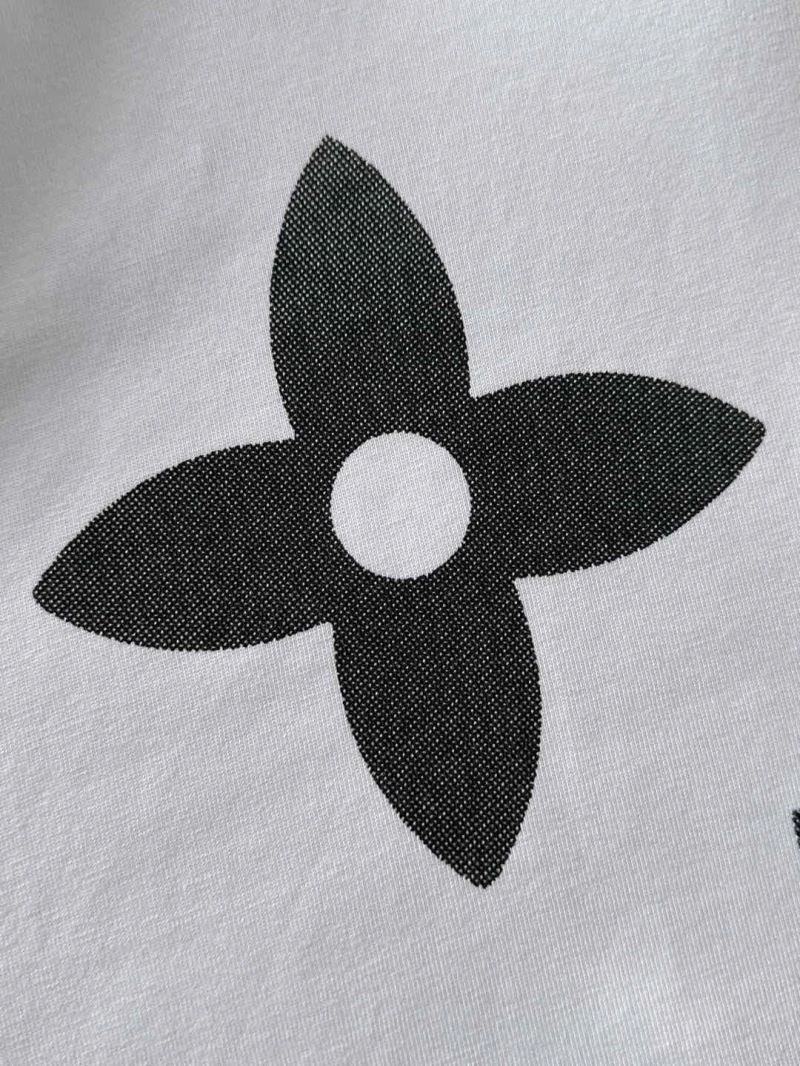 Exact replica Louis Vuitton T-Shirts