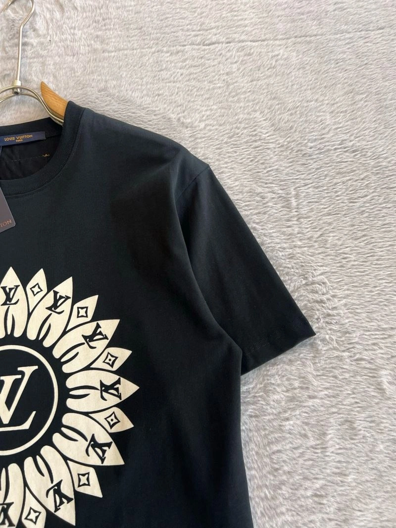 Bargain Louis Vuitton T-Shirts