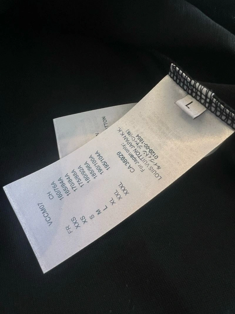 Bargain Louis Vuitton T-Shirts