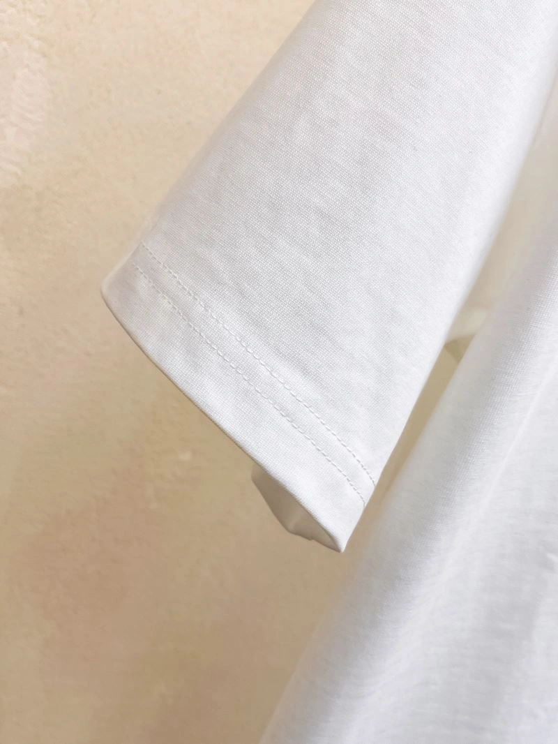 Value-priced Louis Vuitton T-Shirts