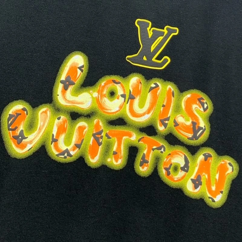 Top match Louis Vuitton T-Shirts