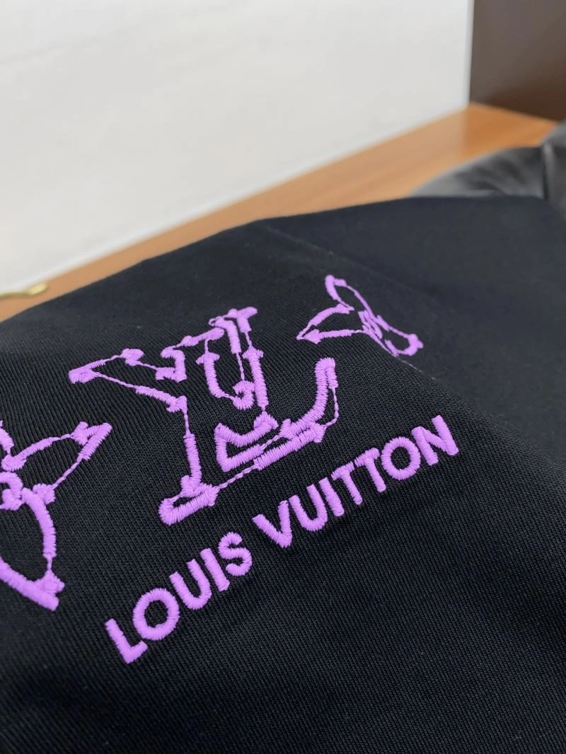 High accuracy Louis Vuitton T-Shirts