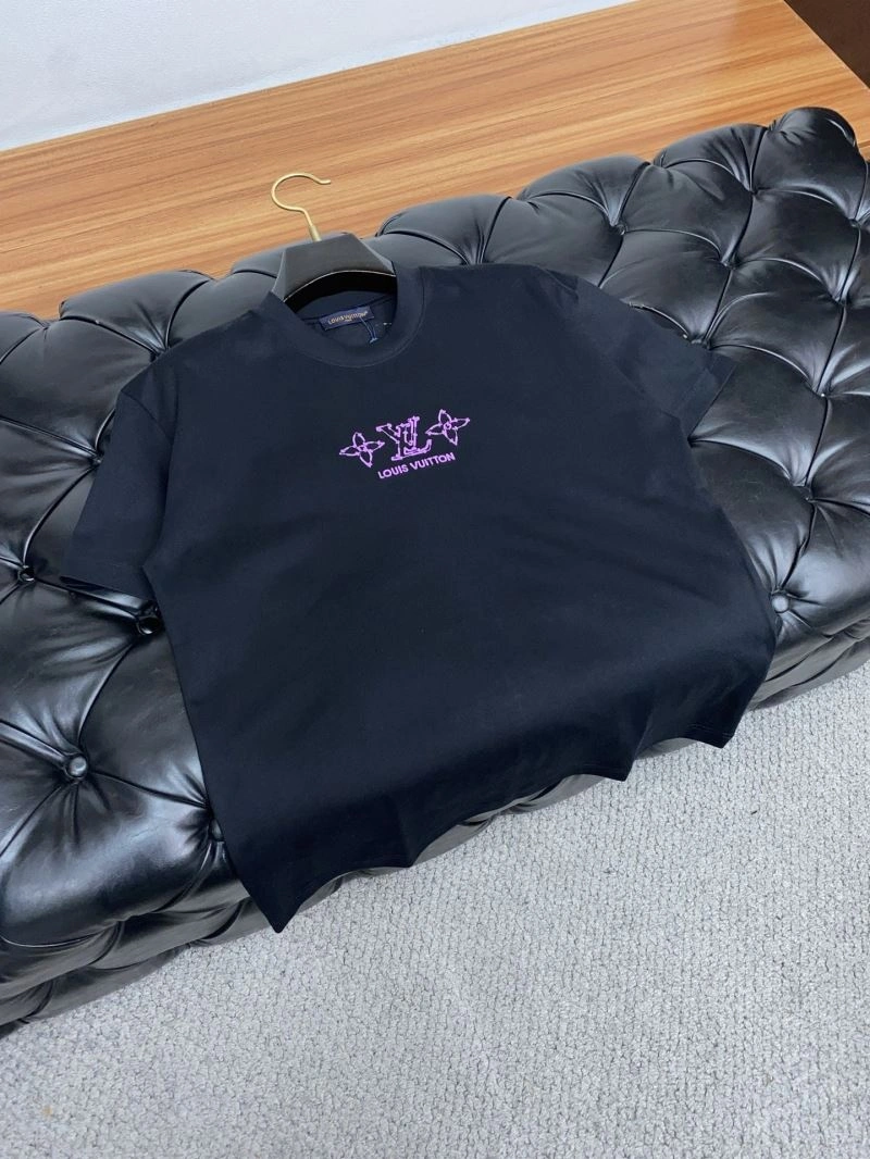 High accuracy Louis Vuitton T-Shirts
