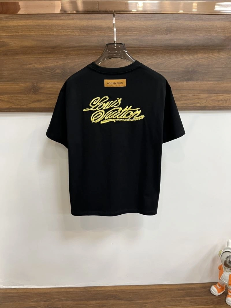 Precise copy Louis Vuitton T-Shirts