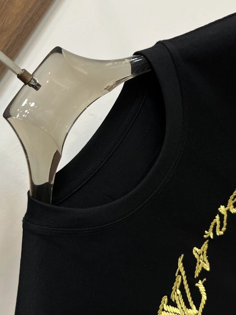 Precise copy Louis Vuitton T-Shirts