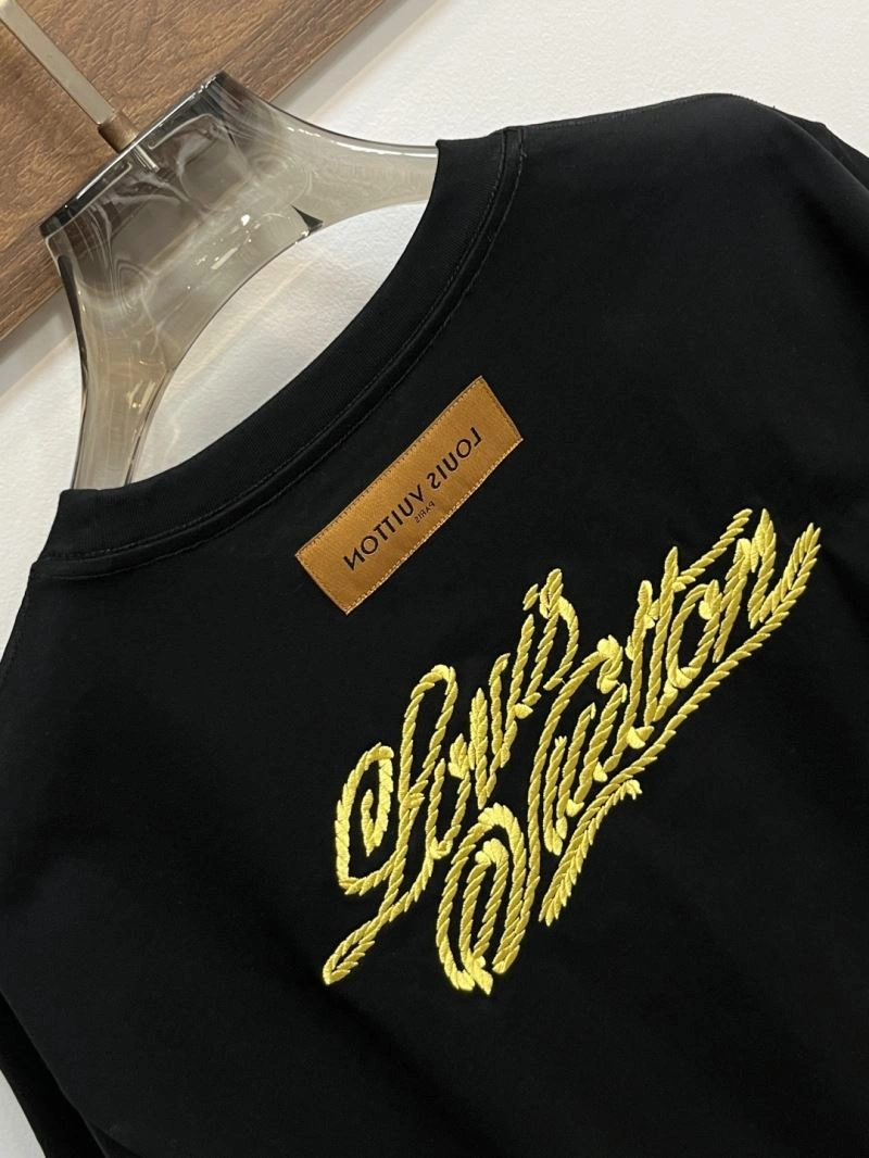 Precise copy Louis Vuitton T-Shirts