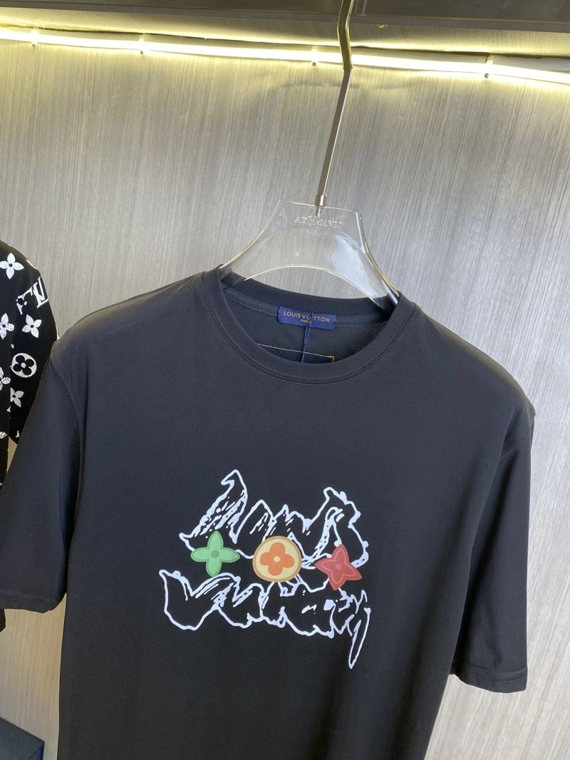 Bargain Louis Vuitton T-Shirts