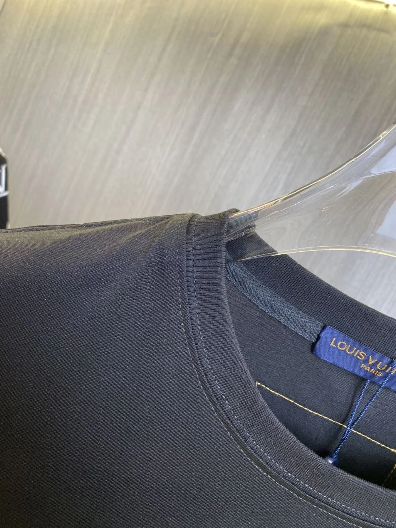 Bargain Louis Vuitton T-Shirts
