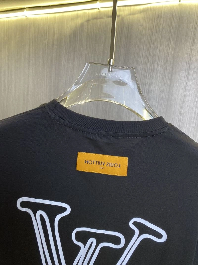 Bargain Louis Vuitton T-Shirts