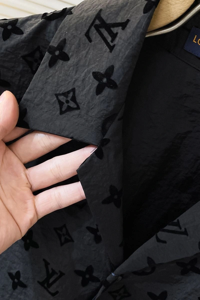 High accuracy Louis Vuitton T-Shirts