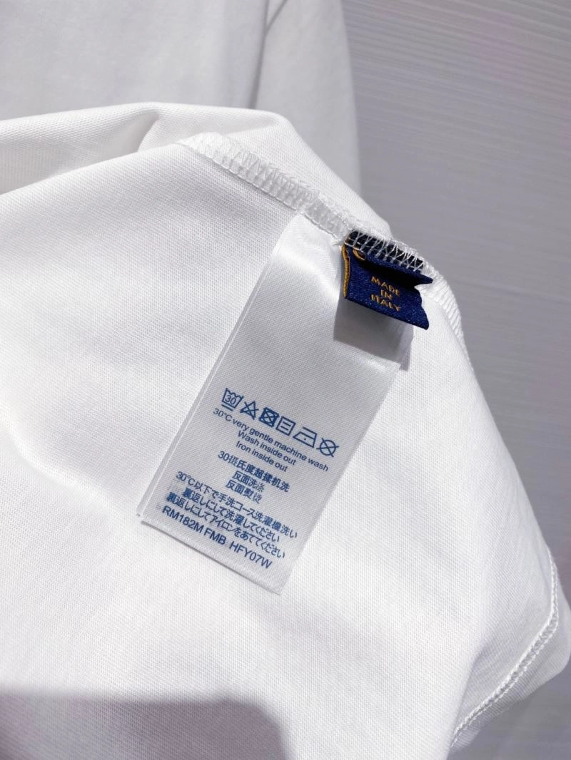 High fidelity Louis Vuitton T-Shirts