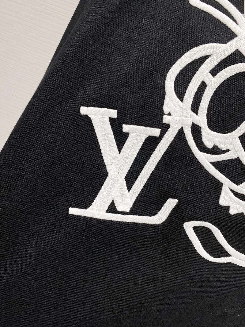 Precise copy Louis Vuitton T-Shirts