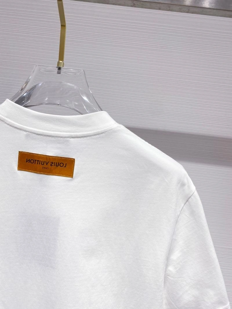 Factory-made Louis Vuitton T-Shirts