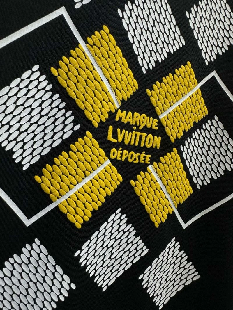 Low-cost Louis Vuitton T-Shirts