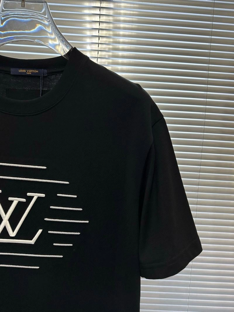 High accuracy Louis Vuitton T-Shirts