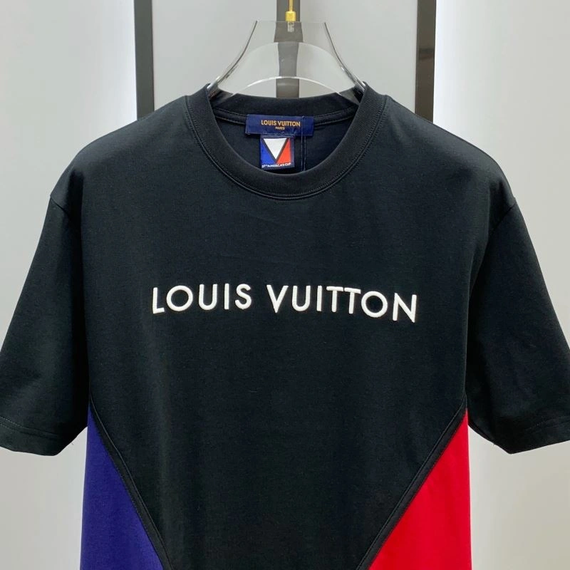 Low-cost Louis Vuitton T-Shirts