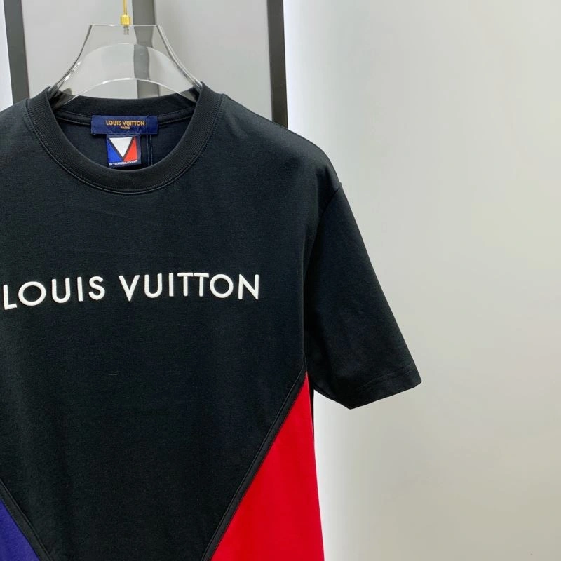 Low-cost Louis Vuitton T-Shirts