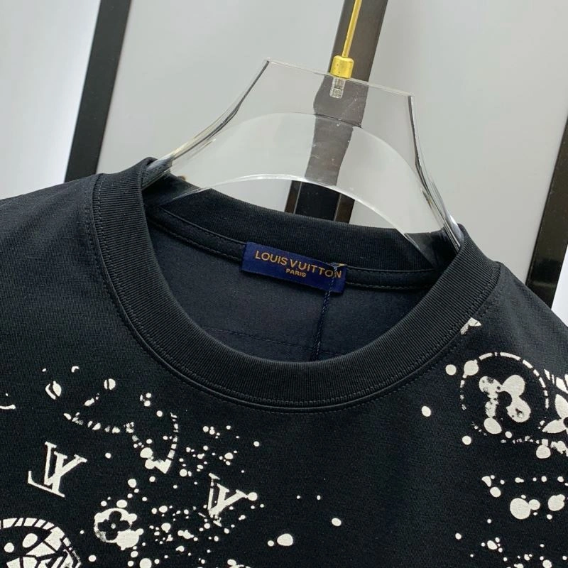 High accuracy Louis Vuitton T-Shirts