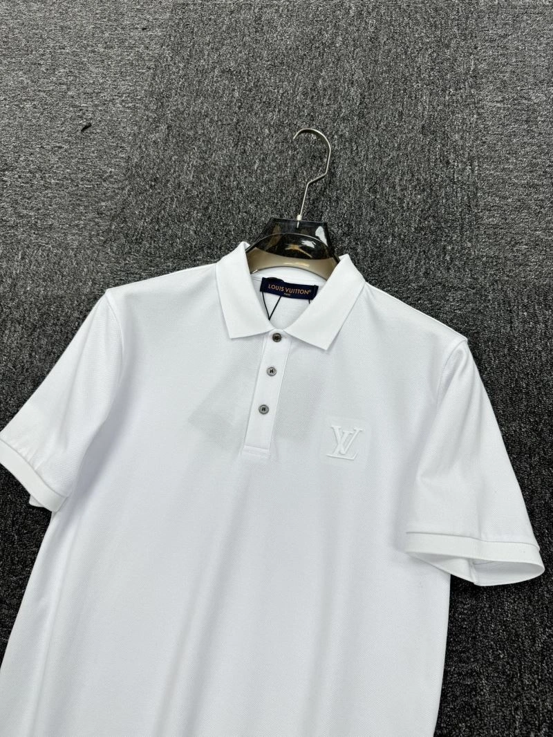 Accurate model Louis Vuitton T-Shirts