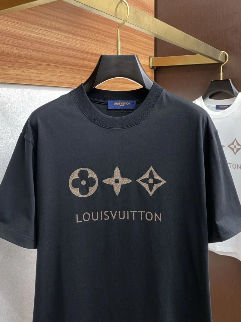 Top match Louis Vuitton T-Shirts