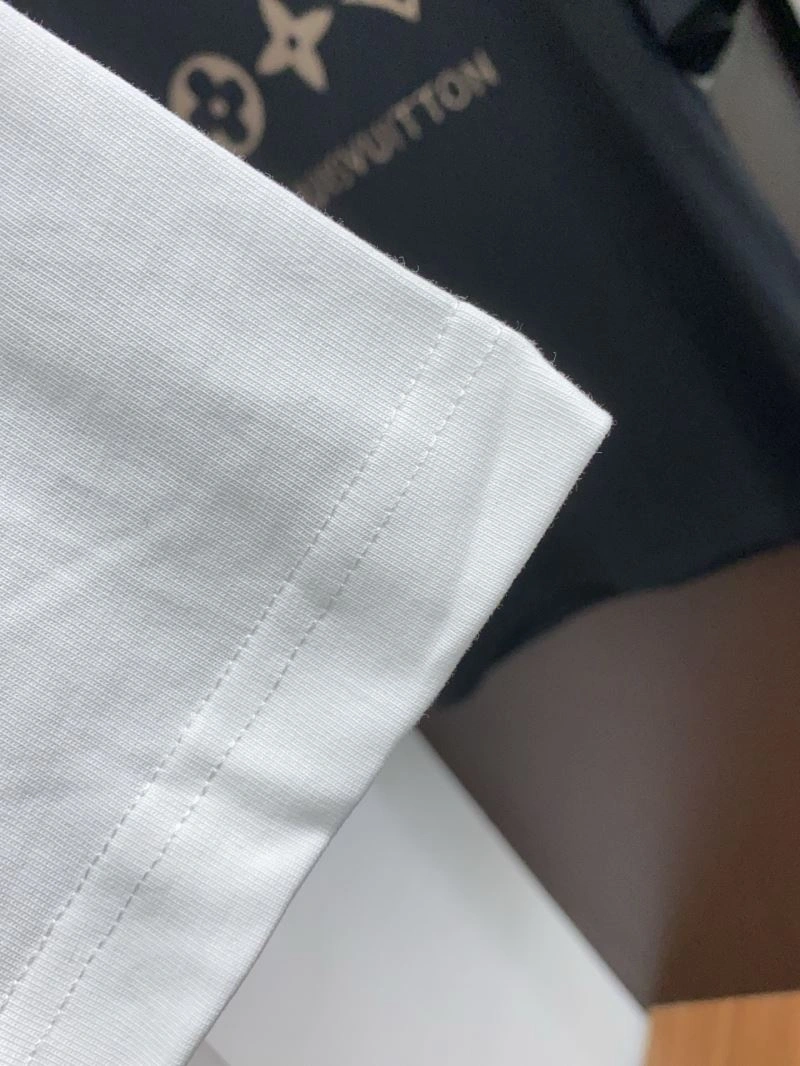 Inexpensive Louis Vuitton T-Shirts