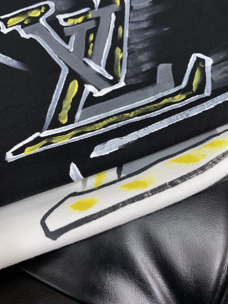Top mirror Louis Vuitton T-Shirts