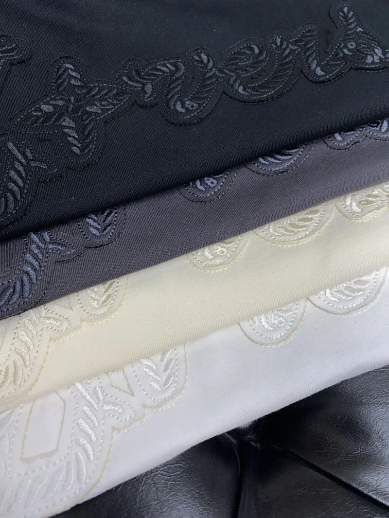 Bargain Louis Vuitton T-Shirts