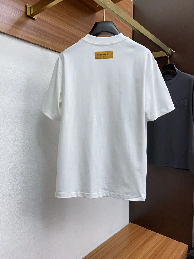 Bargain Louis Vuitton T-Shirts