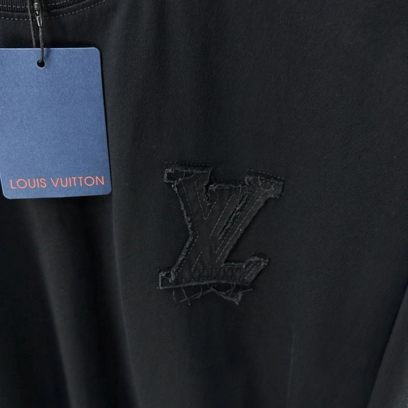 Factory-made Louis Vuitton T-Shirts