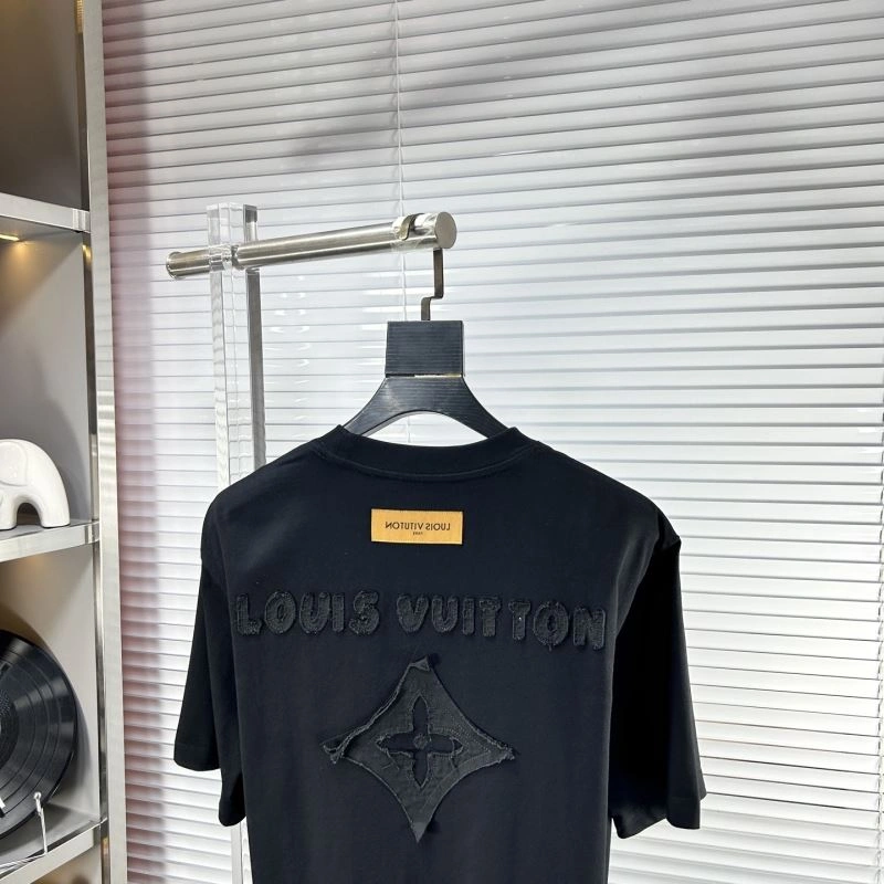 Factory-made Louis Vuitton T-Shirts