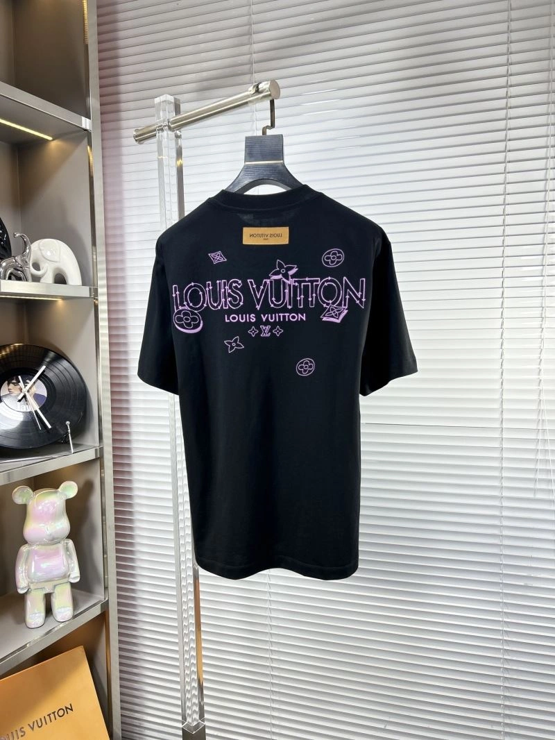 Low-cost Louis Vuitton T-Shirts