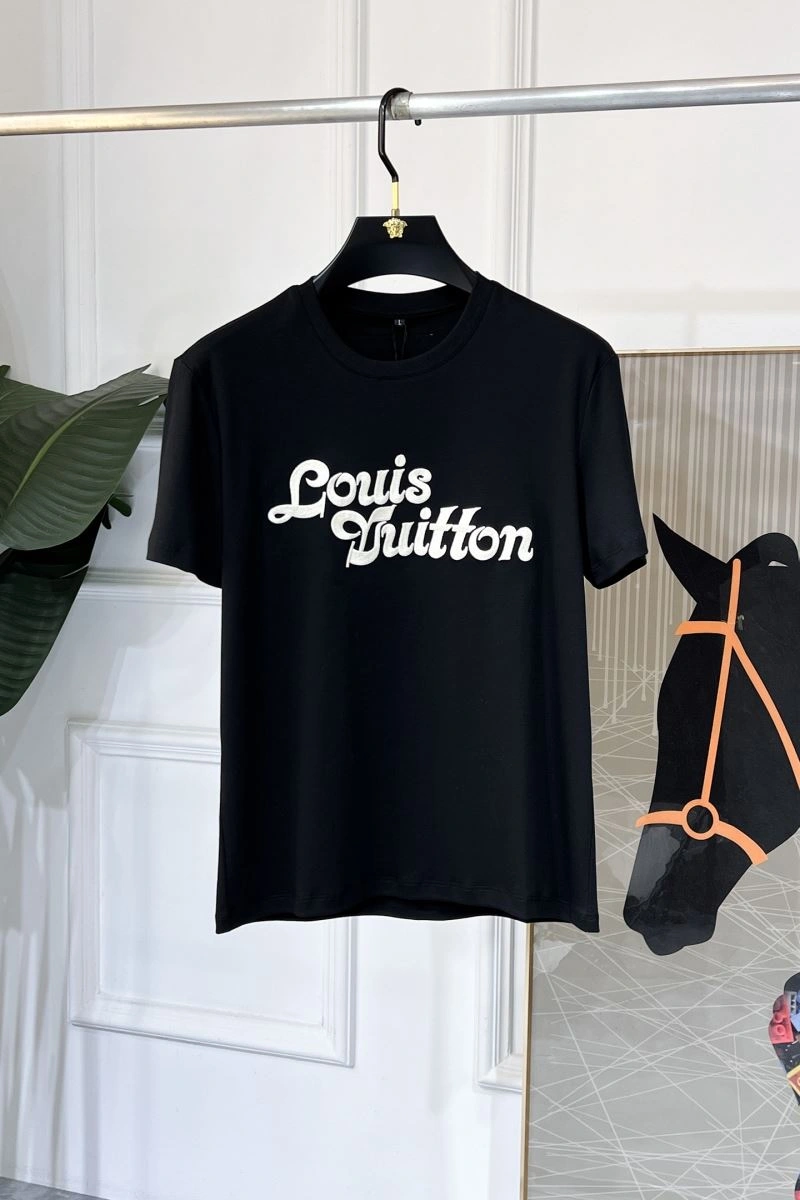 Precise copy Louis Vuitton T-Shirts