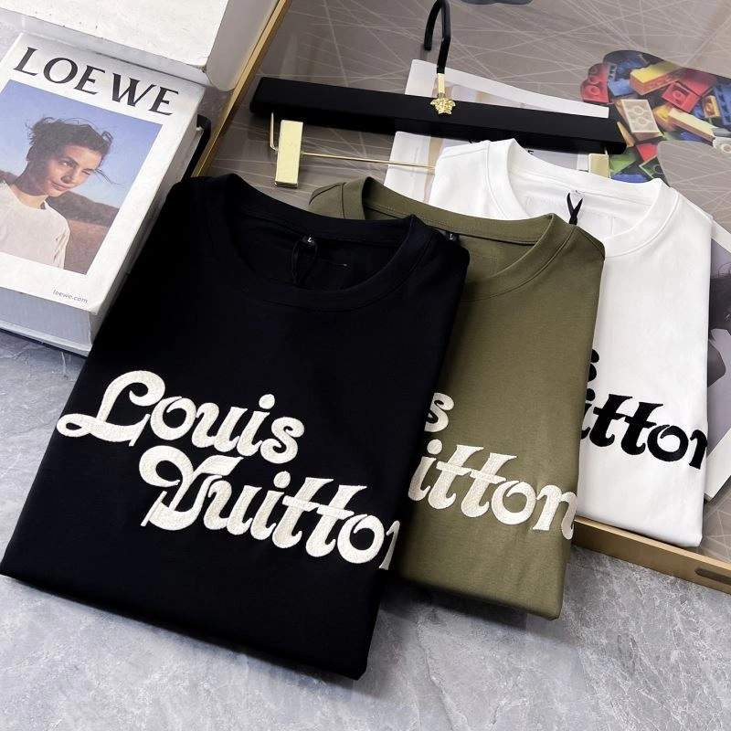 Precise copy Louis Vuitton T-Shirts
