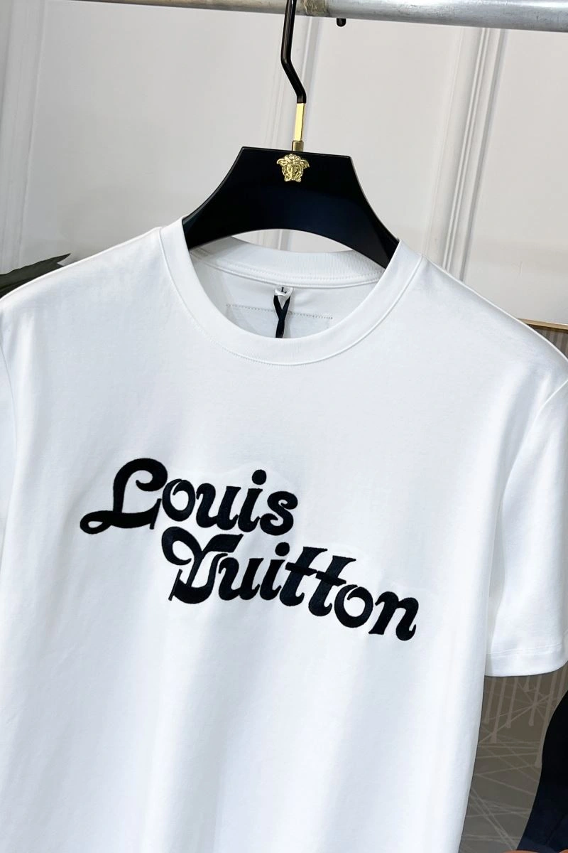 Precise copy Louis Vuitton T-Shirts
