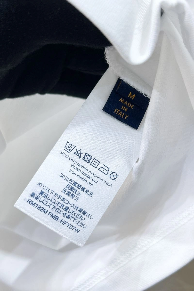 Precise copy Louis Vuitton T-Shirts