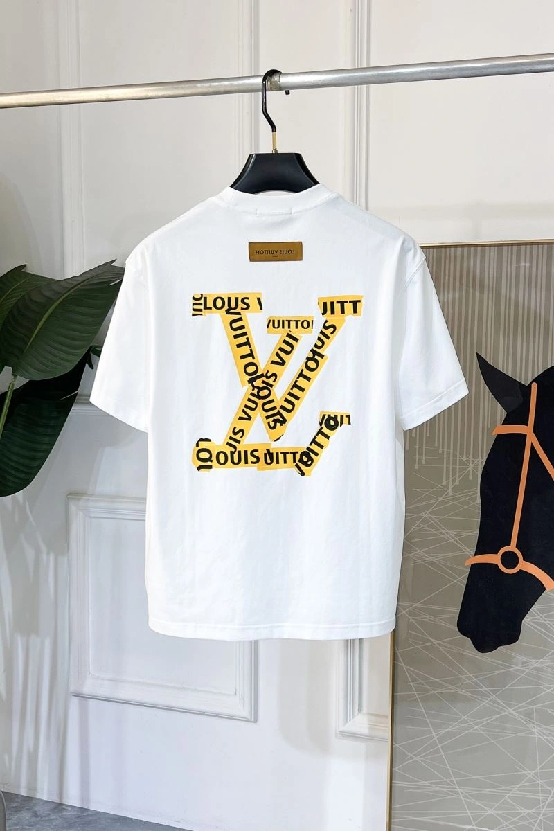 Precise copy Louis Vuitton T-Shirts