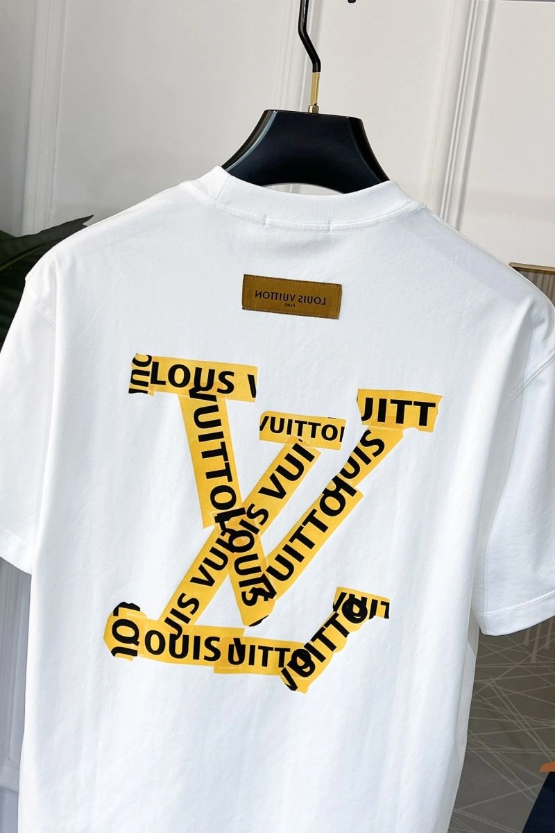 Precise copy Louis Vuitton T-Shirts