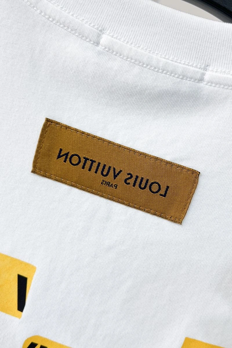 Precise copy Louis Vuitton T-Shirts