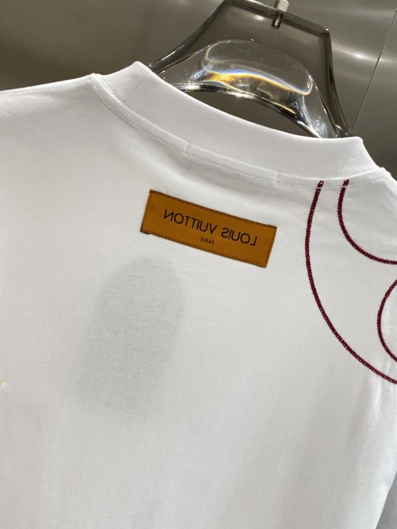 Bargain Louis Vuitton T-Shirts